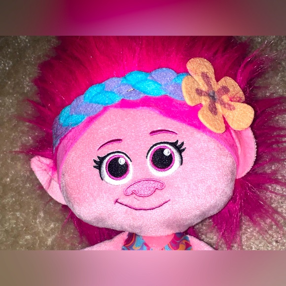 Trolls | Toys | Dreamworks Trolls Band Together Princess Poppy 4 Plush ...